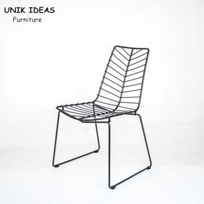 China Leaf Shaped Wire Mesh Dining Chairs Stacking Diamond Seat Cushion Unikideas for sale