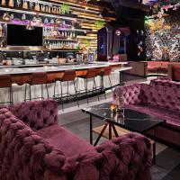 China Velvet Purple Club Lounge Sofa Classic Button Tufting Custom Size Solid Wood Frame for sale