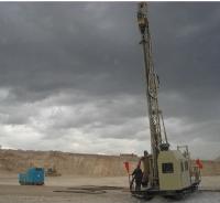 China Flexible Hard Rock Drilling Equipment , Down The Hole Drill Rig For Gold Mining for sale