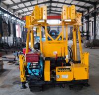 China Hydraulic Rotary Borehole Drilling Rig Portable For 200m Depth Water Well for sale