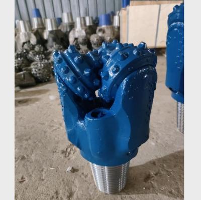 China 6'' Iadc 437 Tricone Rock Bit Rubber Sealed Bearing for sale