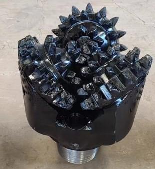 China Api Standard Tricone Roller Bit 14 3 / 4'' Iadc 127 Steel Tooth for sale