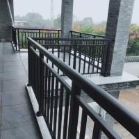 China Metal Indoor Balustrade Wrought Iron Handrail Stair Railing Modern Apartment Design 900mm Height for sale