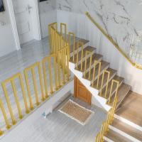 China Stainless Steel Handrail for Indoor Staircase Decoration Wall Fixing 1.2m Length for sale