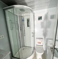 China Expandable Folding Container 20ft/40ft 2 Bedrooms Prefab Villa with Customized Color for sale
