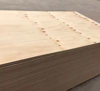 China 18mm 3/4 Double-Sided Decoration Pine Plywood Sheet 1220x2440mm for Roofing and Outdoor Wall for sale