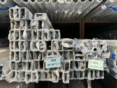China 2205 416 Stainless Steel Pipe 300mm Seamless BA HL Surface For Architectural for sale