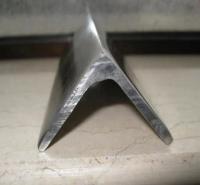 China Polished 304L Stainless Steel Angle Hot Rolled Annealed 90 Degree for sale