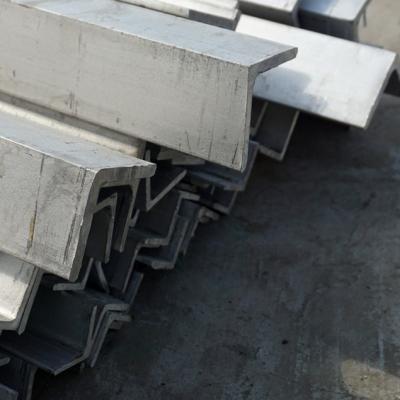 China Iron Equal Stainless Steel Angle Bar 300 Series 316 304 24mm Thickness for sale