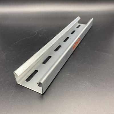 China Heavy Duty Hot Dip Galvanized 250mm Slotted Cable Tray for sale