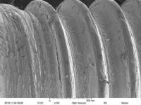 China Desktop Scanning Electron Microscope 60000X Magnification 15nm Resolution Optional EDS for sale