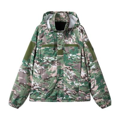 China Men's Tactical Softshell Jacket with USB Electric Heating, Windproof and Water-Resistant Fleece Lined Camouflage Hunting Jacket for sale