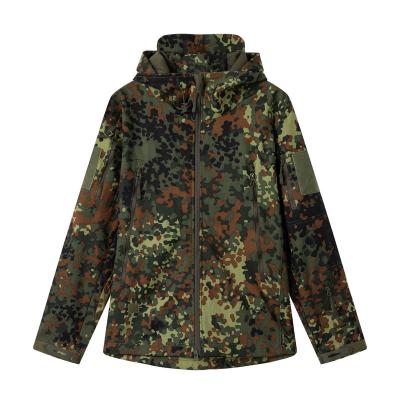 China Windproof Fleece Lined Hunting Jacket with Flecktarn Camouflage for Woodland Tactical Use for sale