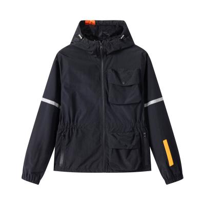 China Men's Water-Repellent Wind-Resistant Classic Jacket with Reflective Details and Utility Pockets for sale