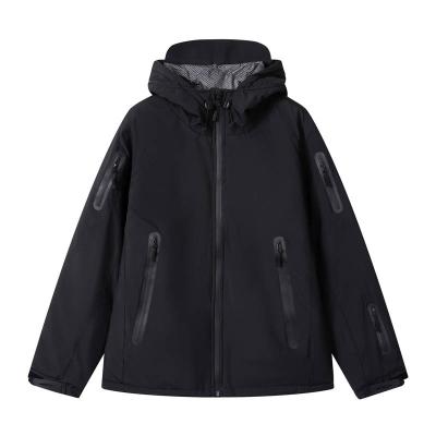 China Men's USB Heated Outdoor Jacket with Windproof Water-Resistant Shell and Quilted Insulated Lining for sale