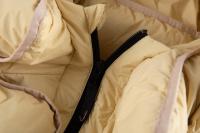 China Light Butter Yellow Wavy Placket Heavy Winter Jacket with Lightweight Synthetic Padding and Detachable Hood for sale