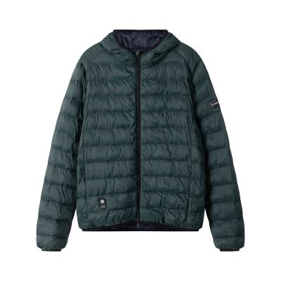 China Men's USB Heated Lightweight Down Jacket with Wind-Resistant Shell and Synthetic Padding for sale