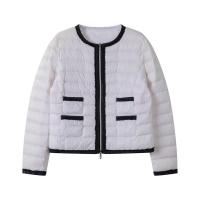 China Women's Lightweight Down Jacket with Woven Polyester Shell and Contrast Trim in Short Length for sale