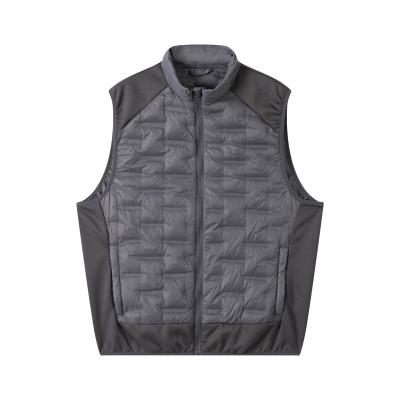 China Men's Lightweight Puffer Jacket with Synthetic Insulation and Stretch Knit Softshell Panels in Regular Fit for sale