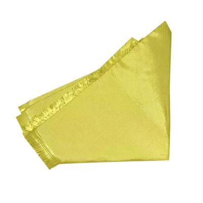 China Yellow Bulletproof Para Aramid Fabric 400gsm Woven Kevlar Cloth for sale