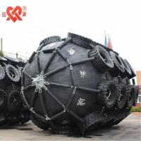 China Lightweight Marine Pneumatic Fenders For Excellent Safety And Low Maintenance for sale