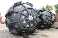 China Floating Yokohama Pneumatic Fender Sling Type And Tire Net For Ship To Dock for sale