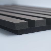 China 600*2400*21mm Slat Wood Absorbing application Meeting Room Corridors Office for sale