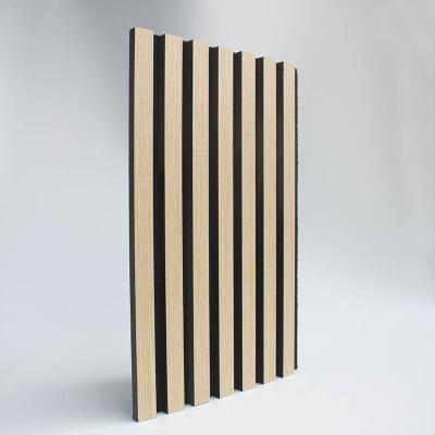 China 600*2700*21mm Slat Wood Absorbing application Meeting Room Corridors Office for sale