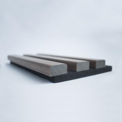 China 600*2400*21mm 3 Sides Coated Slat Wood Absorbing Application Meeting Room Corridors Office for sale