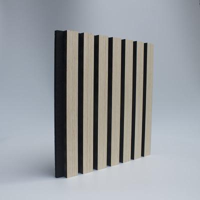 China 600*2600*21mm Application Theater Meeting Room Corridors Slat Wood Absorbing for sale