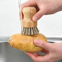 China Portable 3.2inch Natural Bamboo Dish Scrub Brush Set 2pcs Great Flexibility for sale
