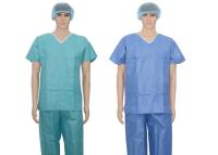 China Spunbond Nonwoven Disposable Scrub Suits Patient Coat With Surgical Caps for sale