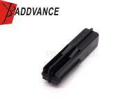 China Sumitomo HC050 Female 2 Pin Wire Connector 2-1-589 16-22AWG Unsealed for sale