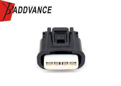 China 4 Pin Female Auto Connector Housing Sealed PBT for Toyota 90980-12A29 16-22AWG for sale