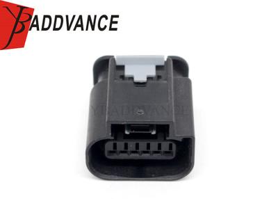 China TE Connectivity MCON 1.2mm 6 Pin Female PA66 Automotive Connector Housing 2272975-5 for sale