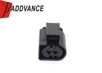 China Female 2 Way Hirschmann Connector 760102301 805198522 Sealed PA66 GF for BMW Wire Harness for sale