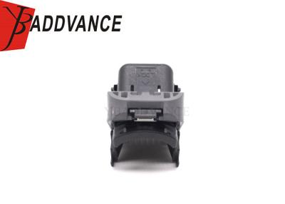 China TE Connectivity AMP ECU 62 Pin Connector Cap Cover Backshell 2260814-1 PA66 GF -55 to 125C for sale