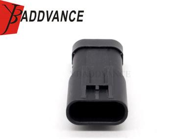China Sealed 4 Pin Male Electrical Connector PA66 GF Wire-to-Wire 125°C for Automotive for sale