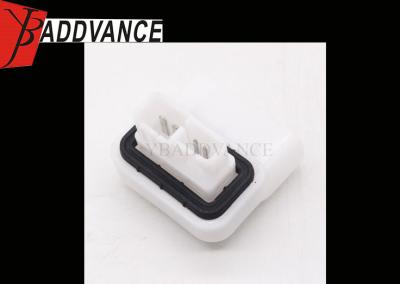 China White 4-Pin Automotive Bulkhead Fuel Pump Connector PA66 GF Material -55°C to 125°C Temperature Range for sale