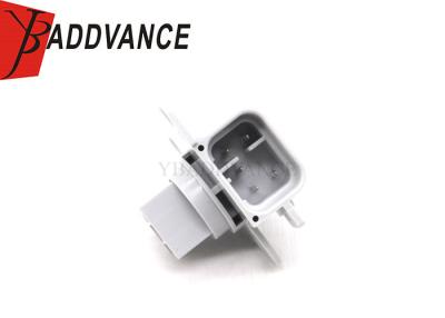 China Automotive Grey 5-Pin Fuel Pump Male Connector PA66 GF Material -55°C to 125°C Temperature Range for sale