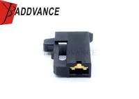 China 178471-2 1 Pin Female Auto Horn Socket Connector for Toyota Camry Highlander Corolla 90980-10619 for sale