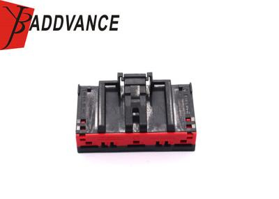 China 15422577 1.5/6.3mm 7 Pin Black Female Unsealed Automotive Connector for Car Wire-to-Wire for sale
