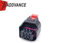 China Female 8 Pin Automotive Connector Housing Wire-to-Wire Sealed PA66 125°C for sale