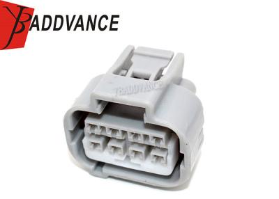 China 8 Way Female Automotive Electrical Connector PBT 2.3 mm 7283-7080-40 15A for sale