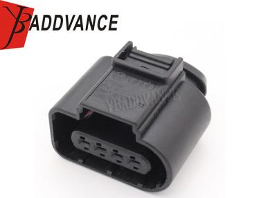 China 4 Hole Waterproof 1.5 mm MCP K801 Connector for Skoda 8K0973704 - 18-22 AWG Wire Size, -40°C to +125°C Temperature Range for sale
