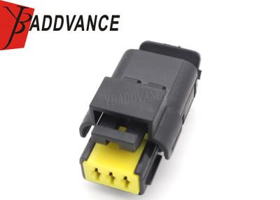 China 211PC032S0049 FCI Automotive Connector 3 Pin 18-22 AWG for Ford Citroen Peugeot -40°C to +125°C Temperature Range for sale