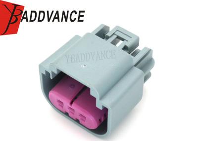China PBT GT 150 3 Pin Female Connector for Auto Oil Level Sensor H13 9008 for sale