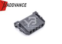 China 6N0972705 5 Pin Tail Light Plug Connector for VW Jetta Sportwagen MK5 MK6 LH 125C for sale