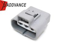 China Sumitomo 6189-0165 3-Pin Female Connector Gray TS Series 4.8mm For Toyota Corolla Camry for sale