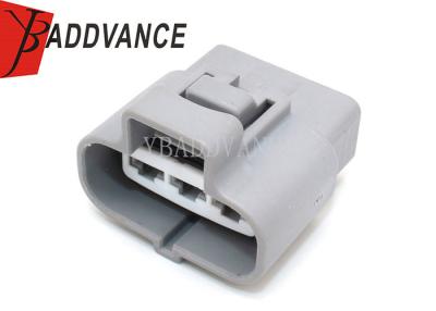 China Sumitomo 6189-0165 3-Pin Female Connector Gray TS Series 4.8mm For Toyota Corolla Camry for sale